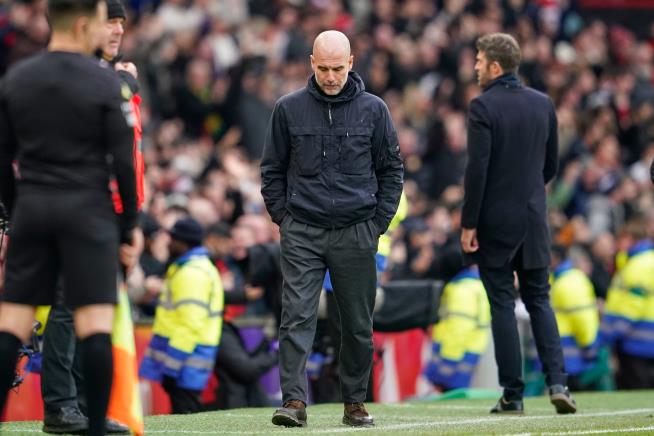 Man United stuns Man City 2-0 in Michael Carrick's first game in charge ...