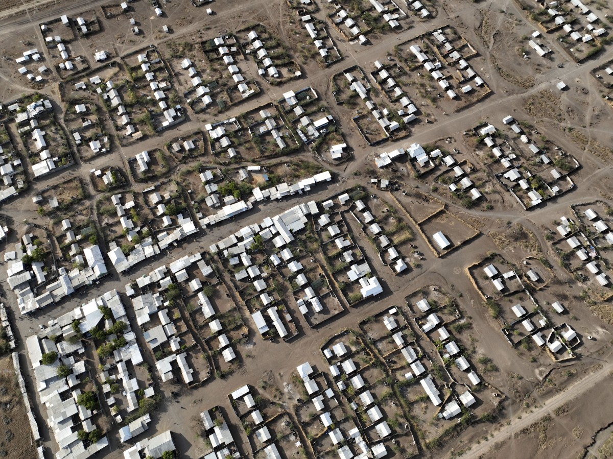 Can a Sprawling Refugee Camp Morph Into a City?