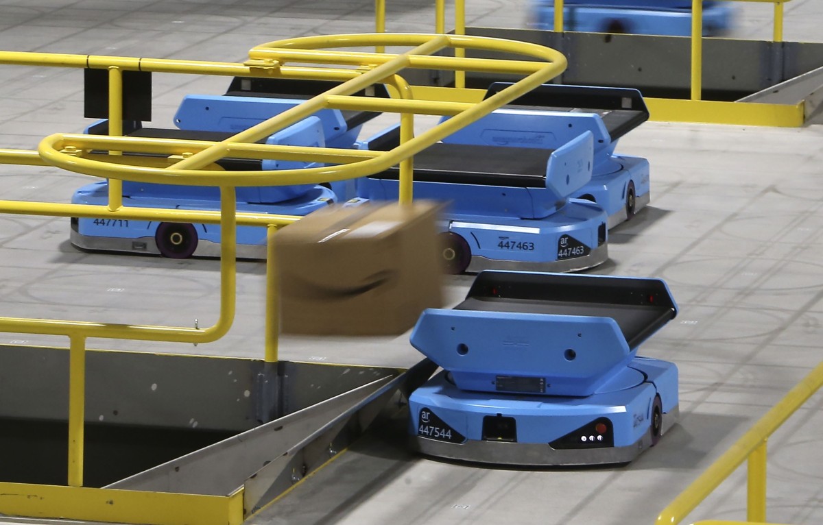 Report: Amazon Is Training Humanoid Delivery Robots