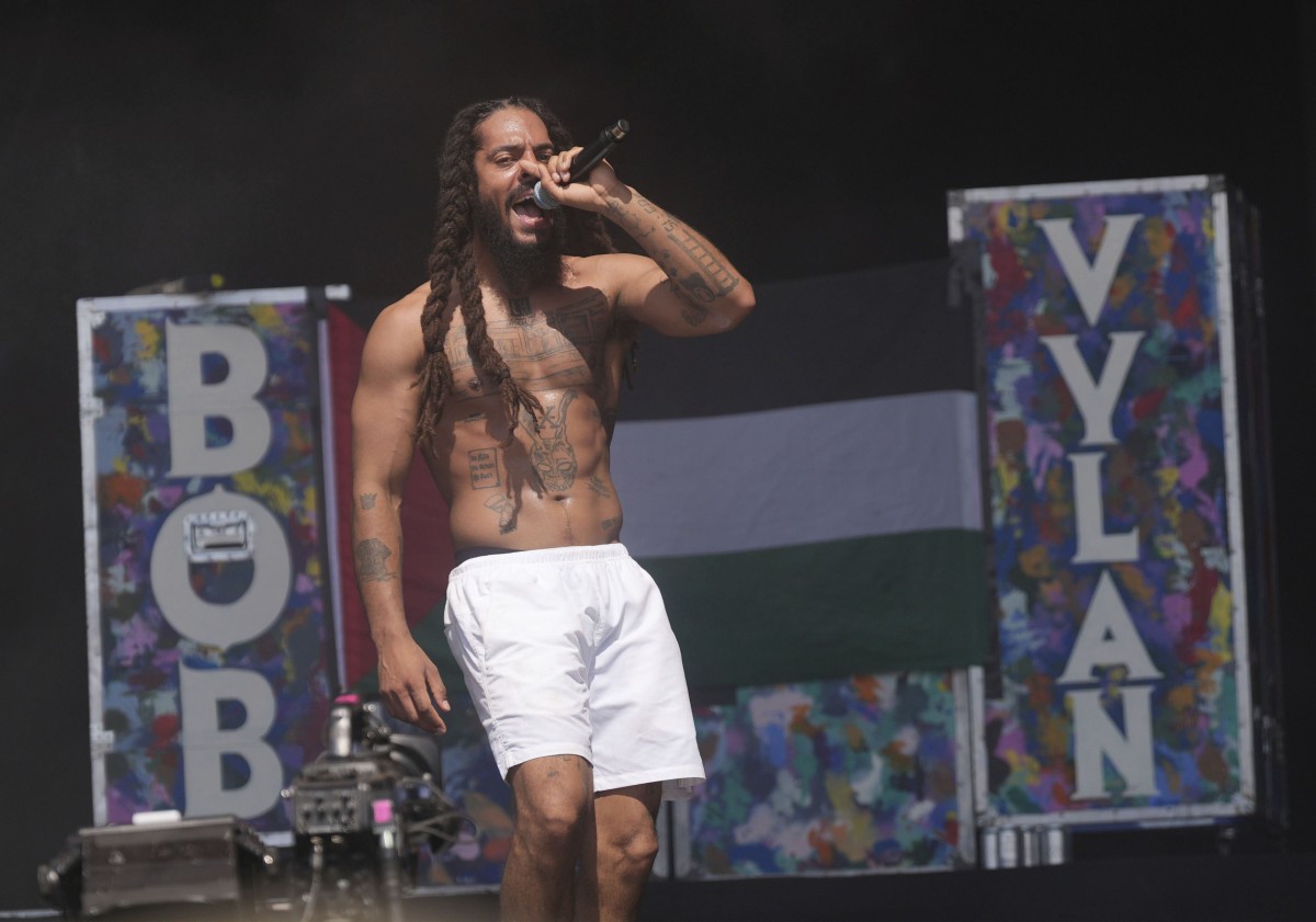 US Revokes Rappers' Visa After Chant Against Israel