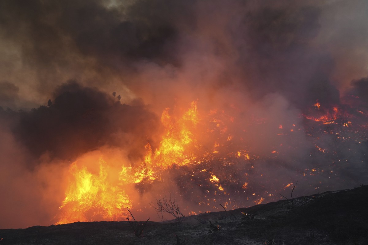 Fire Forces Thousands of Evacuations Near LA