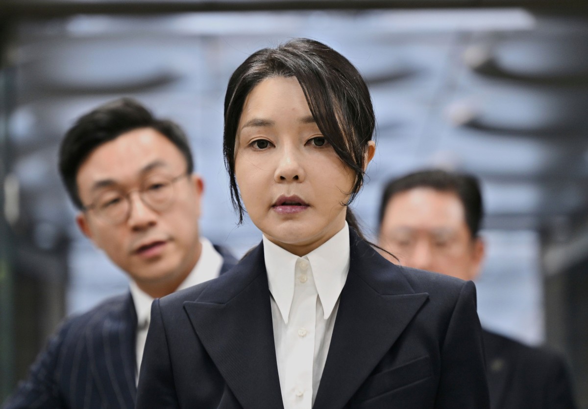 South Korea's Ex-First Lady Jailed Just Like Her Husband