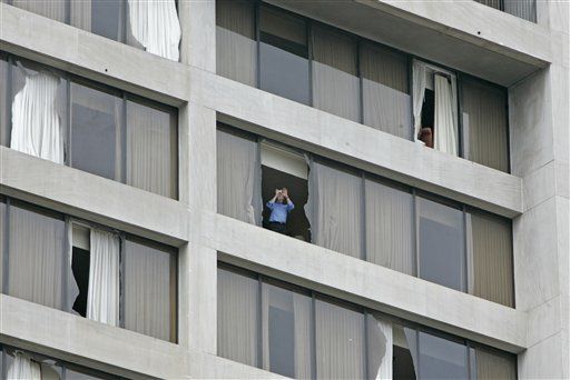 Model Dead After Falling Out Window on 30th Birthday