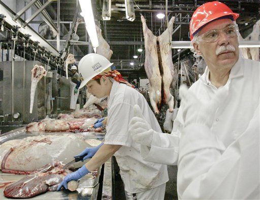 Fecal Matter on Meat at Plants Using New USDA System